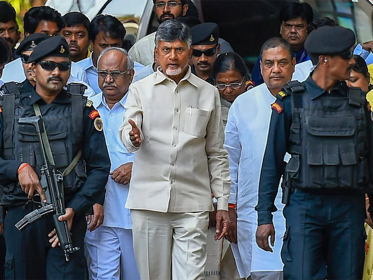 Have doubts on my security says CBN to ACB court | Andhrawatch.com