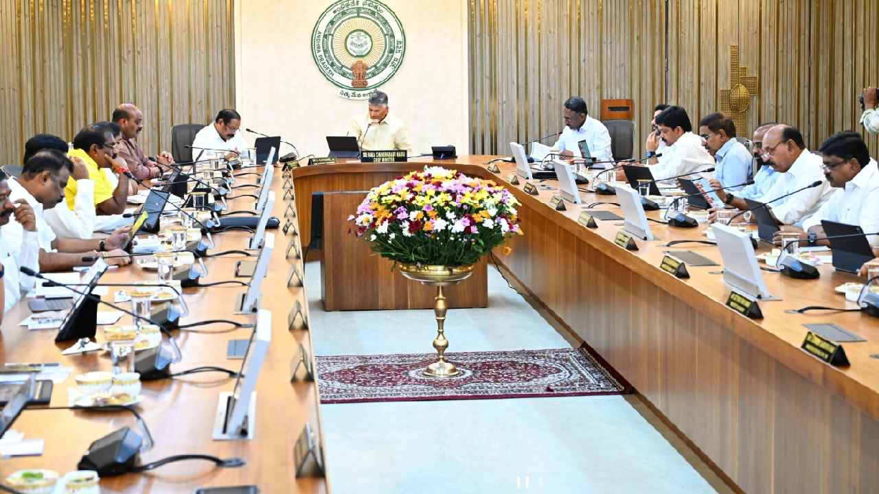 AP Cabinet Divided on second phase of Land pooling In Amaravati, Pawan ...